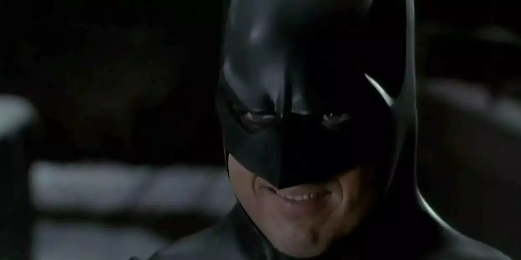 Michael Keaton Batman dialoqdan daha çox ifadələrə etibar edirdi