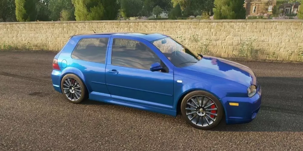 Forza Horizon 4 2003 Volkswagen Golf R32