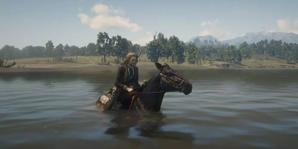 Red-Dead-Online-Natación-Caballo