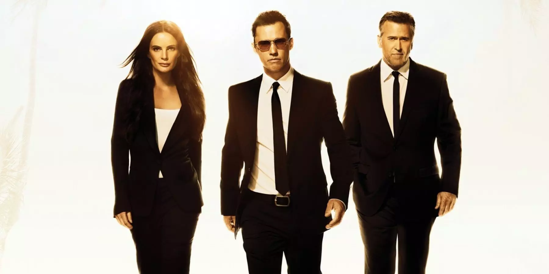 Burn Notice watak utama Fiona Michael dan Sam