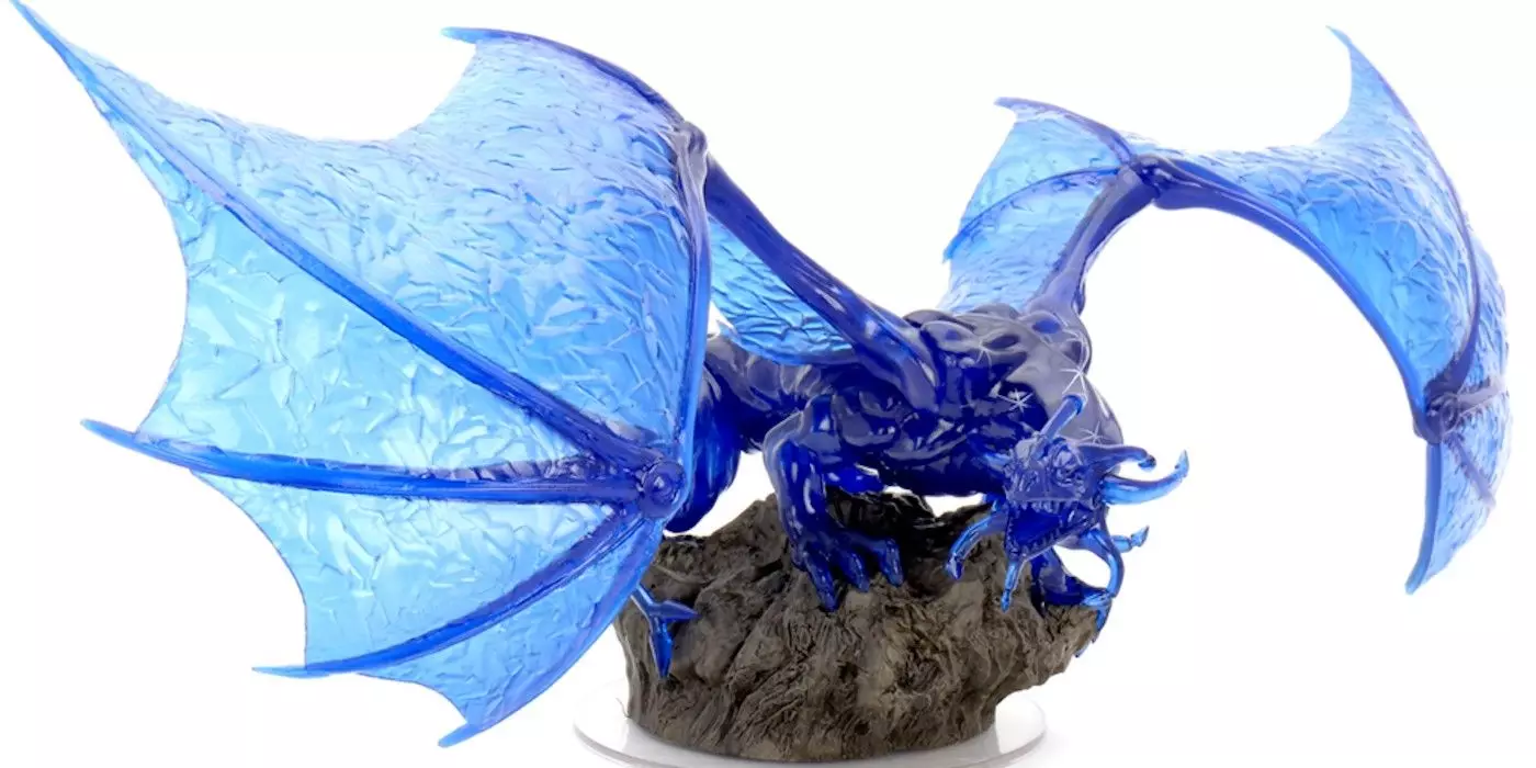 Dungeons thiab Dragons Sapphire figurine