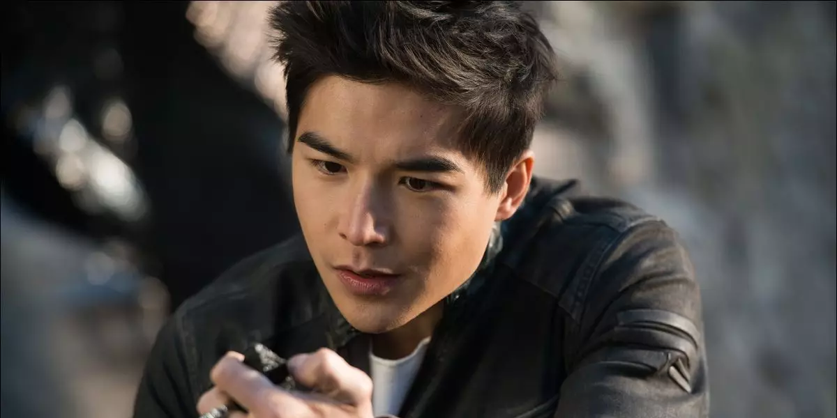 Ludi Lin Power Rangers