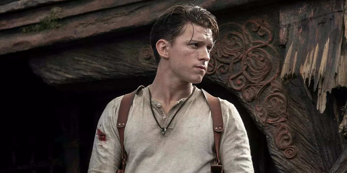 Tom Holland Uncharted İndiana Cons James Bond