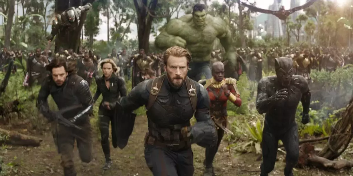 Awọn olugbẹsan: Infinity War Avengers egbe shot