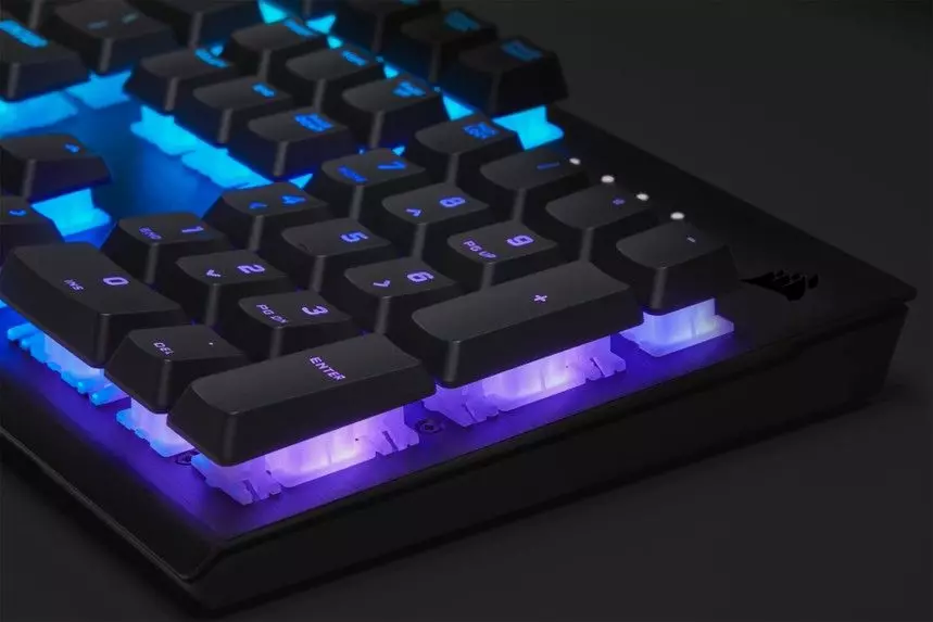 corsair k60 rgb pro undirhlið