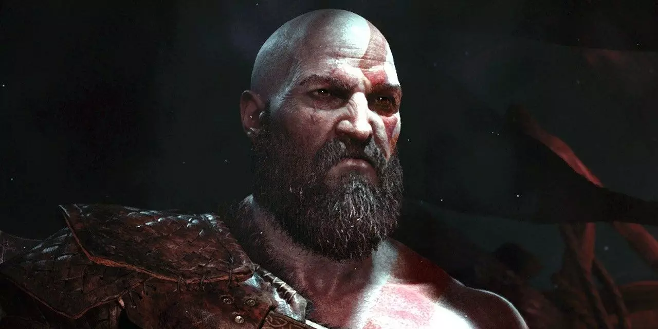 God of War တွင် Kratos က မျက်မှောင်ကြုတ်နေသည်။