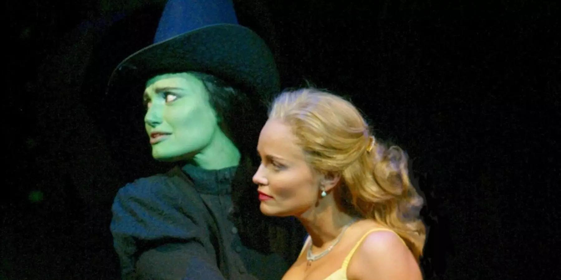 Playbill - Idina Menzel agus Kristin Chenoweth i Wicked