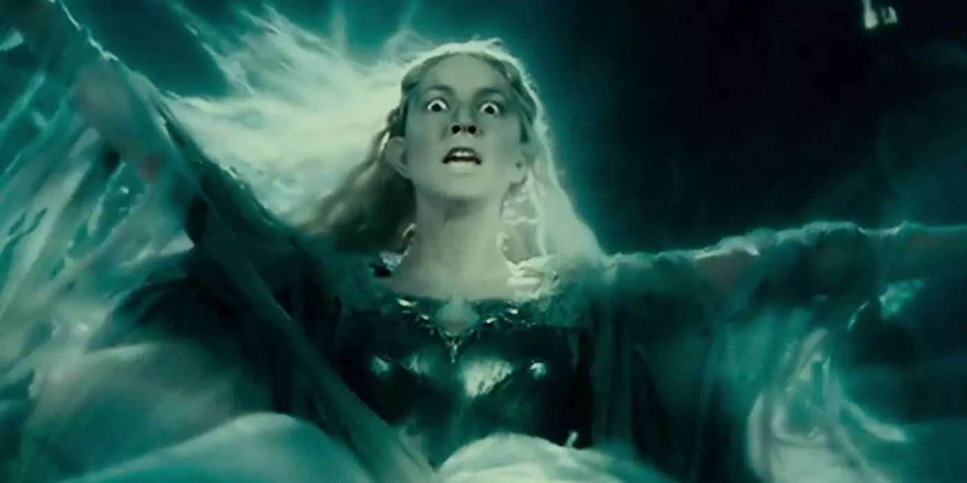 Galadriel merr një formë të tmerrshme pasi i është ofruar Unaza