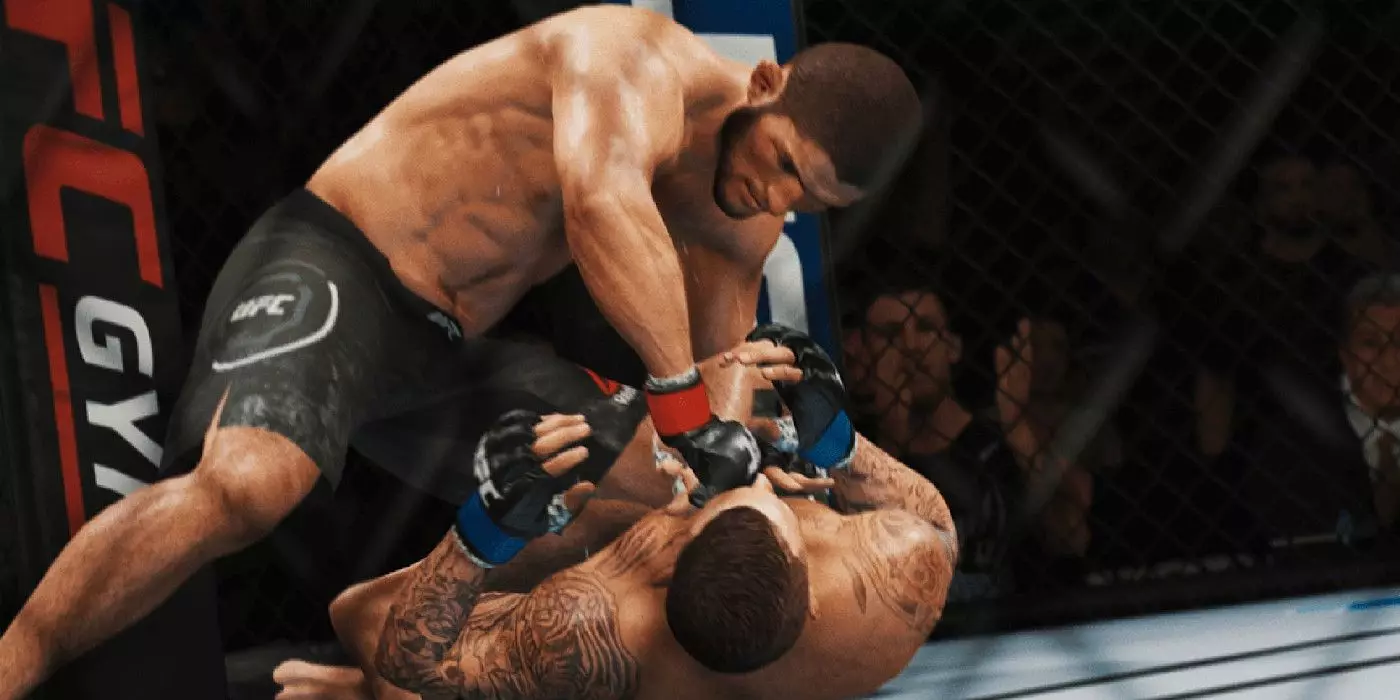 UFC 4 Clinch