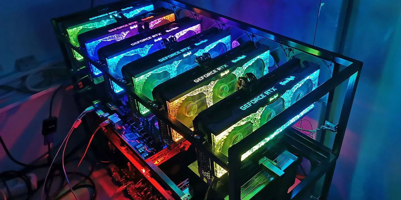 Foto que mostra una sèrie de targetes GPU de Nvidia connectades per a la mineria criptogràfica.